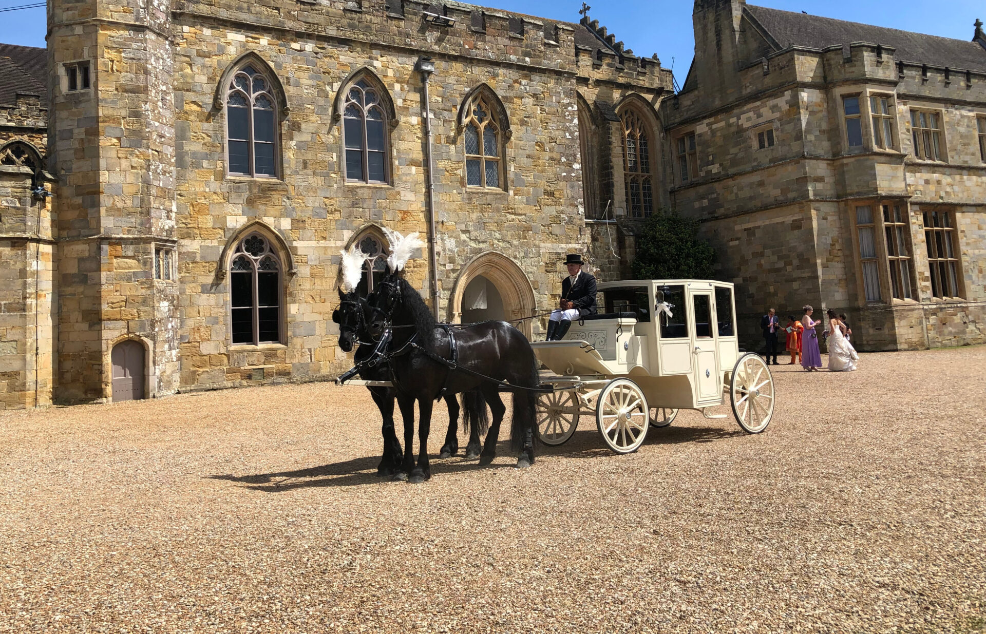 Wedding Carriage Hire - Maple Leaf Carriages